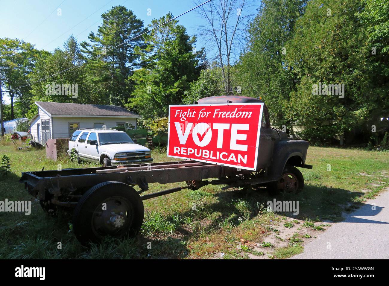 Political Yard Signs, private Wahlplakate, und Wahlwerbung zur ...