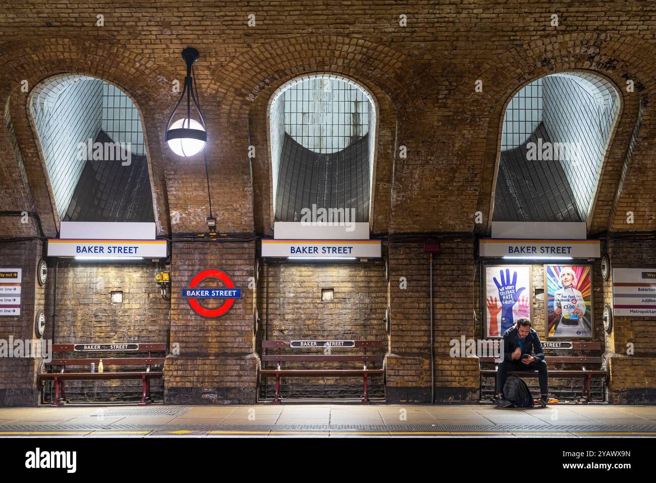 Baker Street underground station in LOndon Stock Photo - Alamy