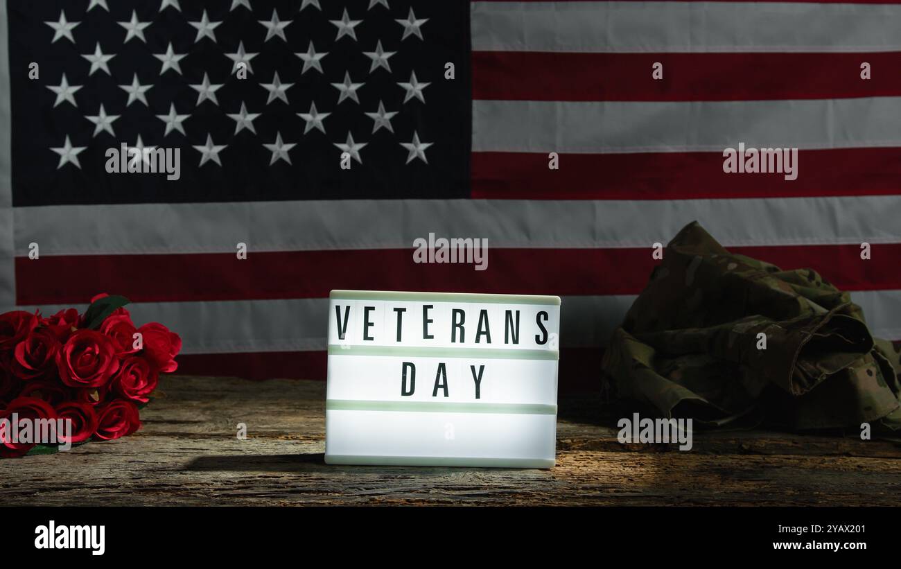 Veterans Day Sign with american flag Stock Photo - Alamy