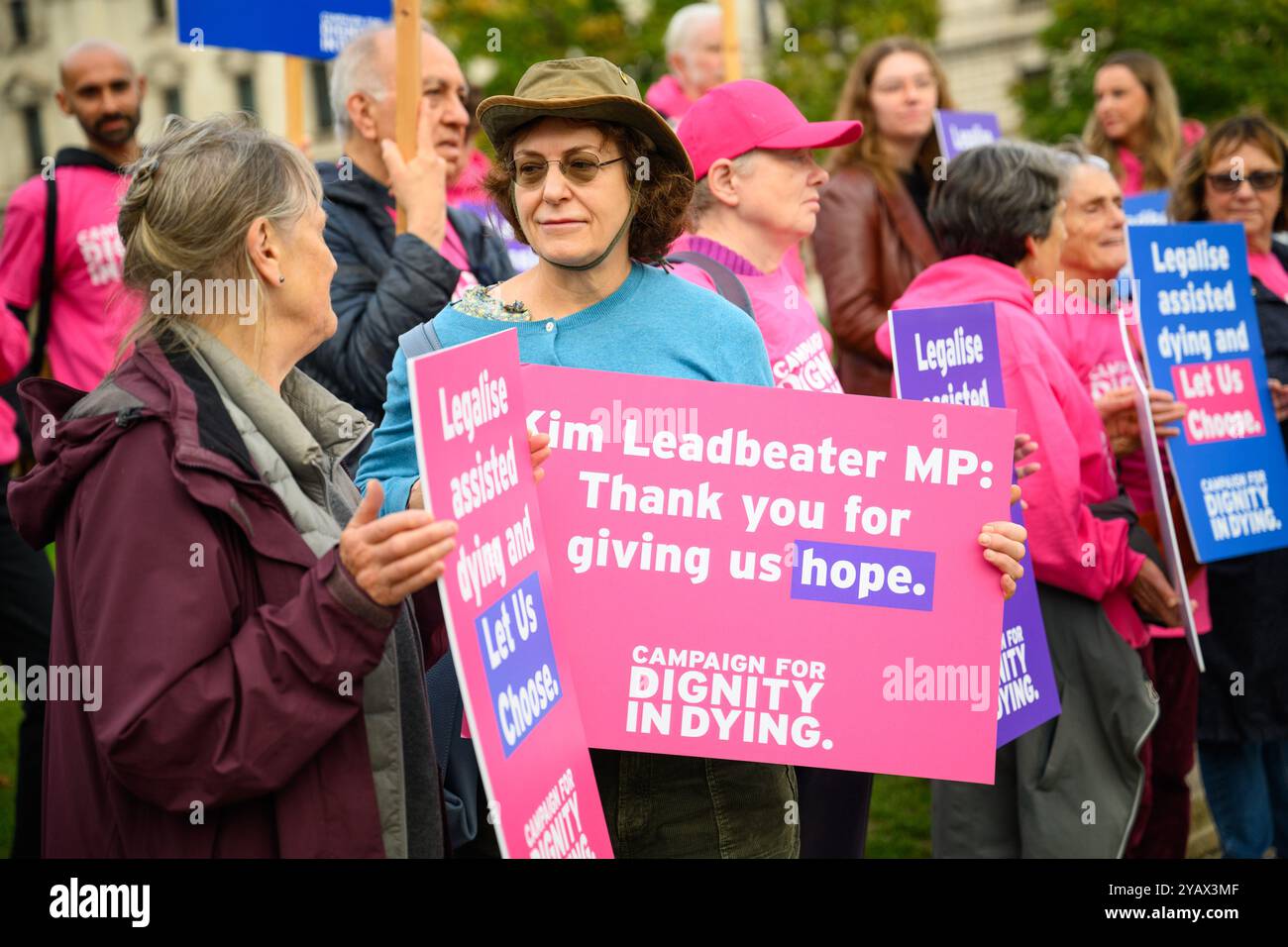 London, UK. 16 October 2024. Campaigners in favour of legalising ...
