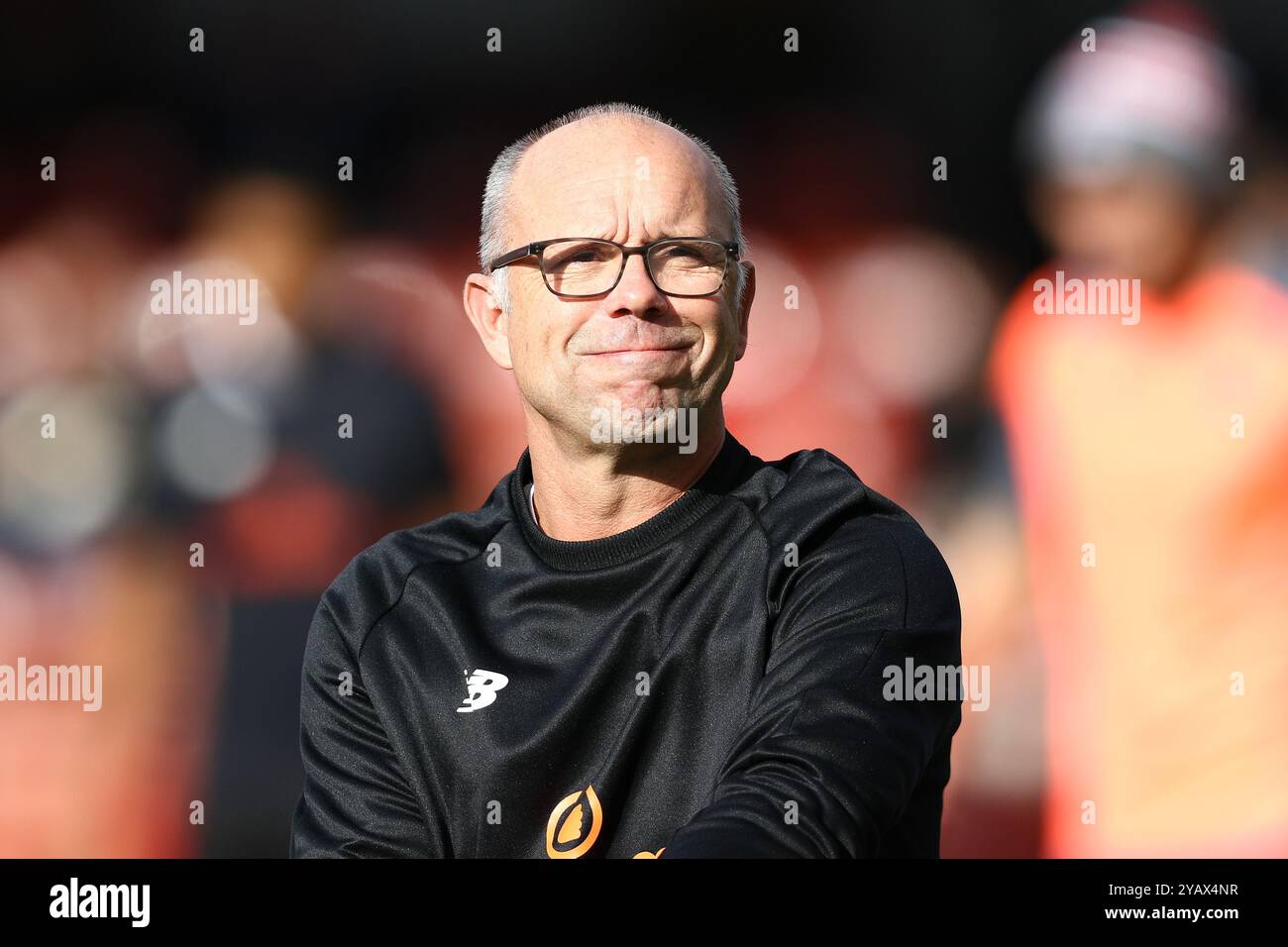 Andy Peaks, manager of Tamworth during the FA Cup match between ...