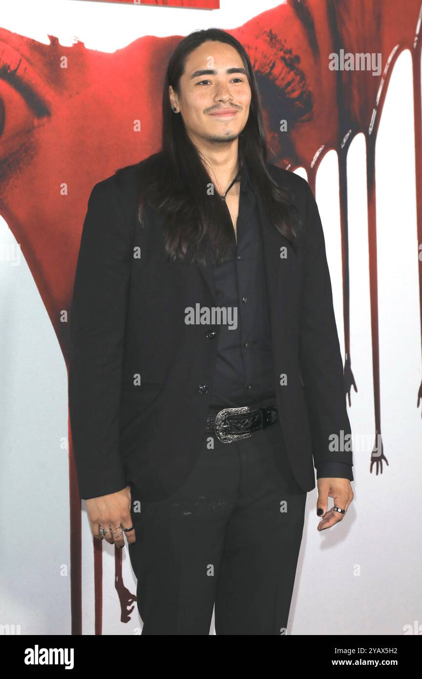 Ivan Carlo bei der Premiere des Kinofilms 'Smile 2' im Paramount ...