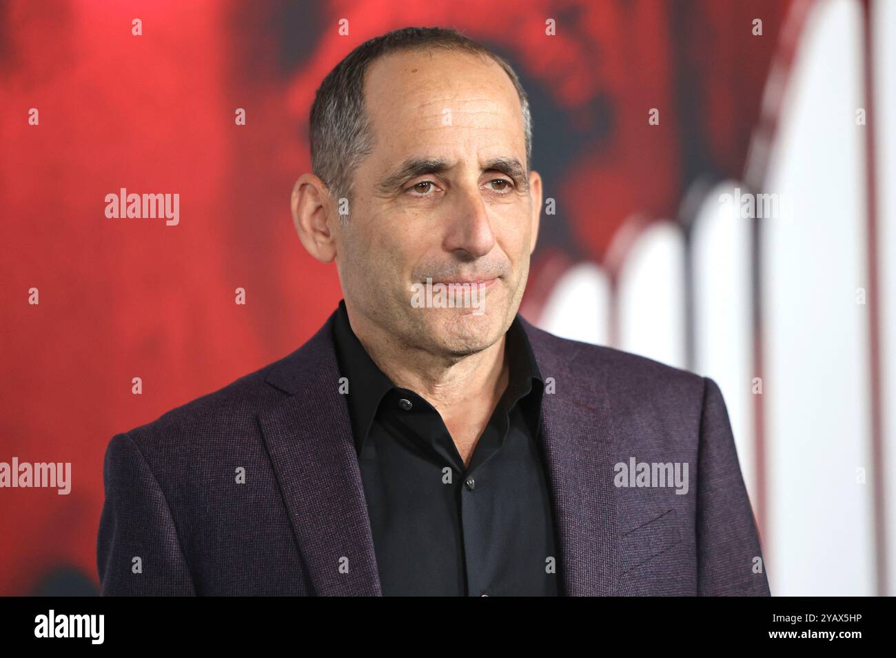 Peter Jacobson bei der Premiere des Kinofilms 'Smile 2' im Paramount ...