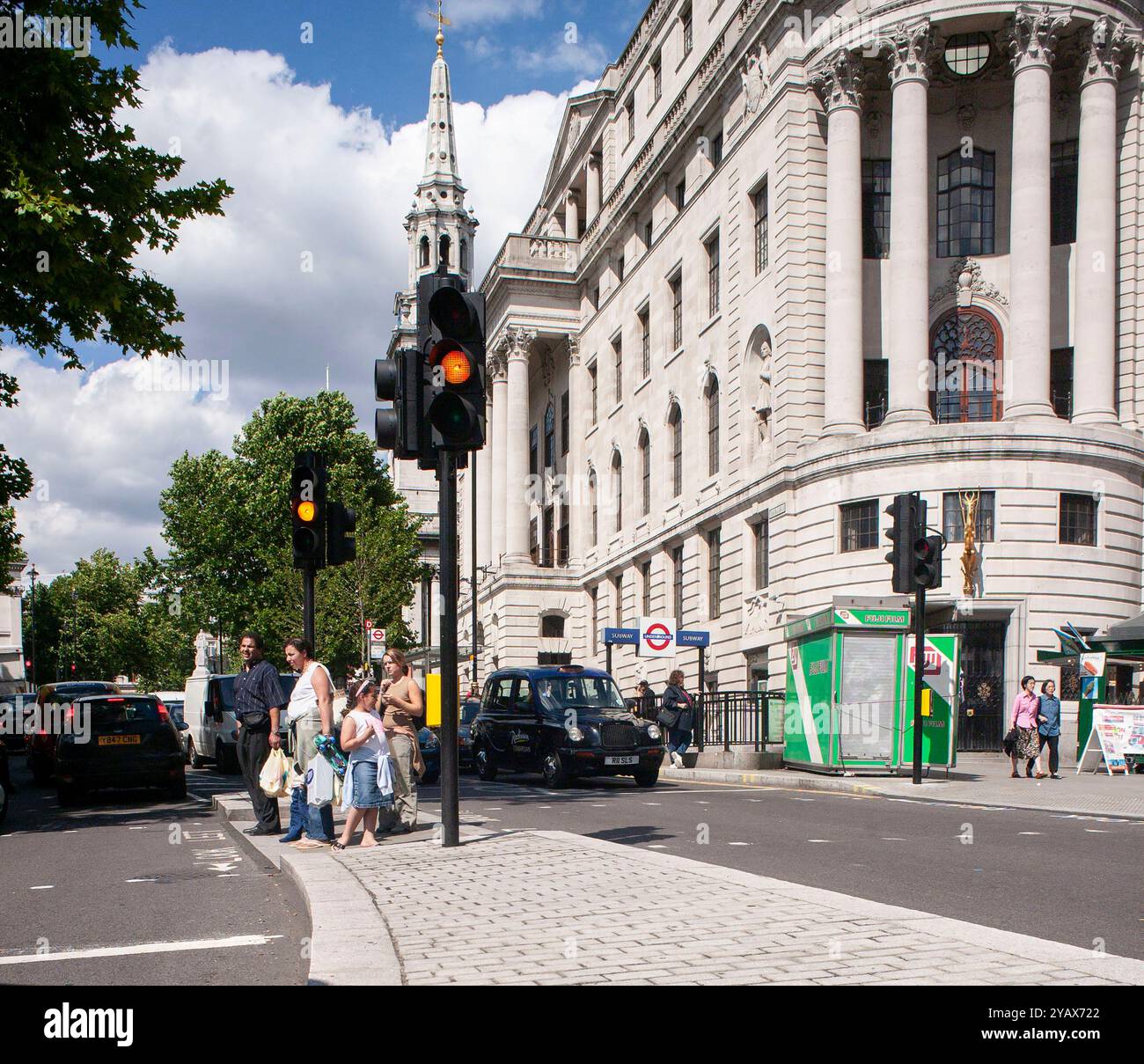 Trafalgar Square, London, UK in 2003 Stock Photo - Alamy