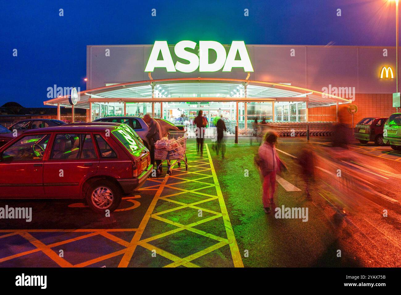 Asda 2003 hi-res stock photography and images - Alamy