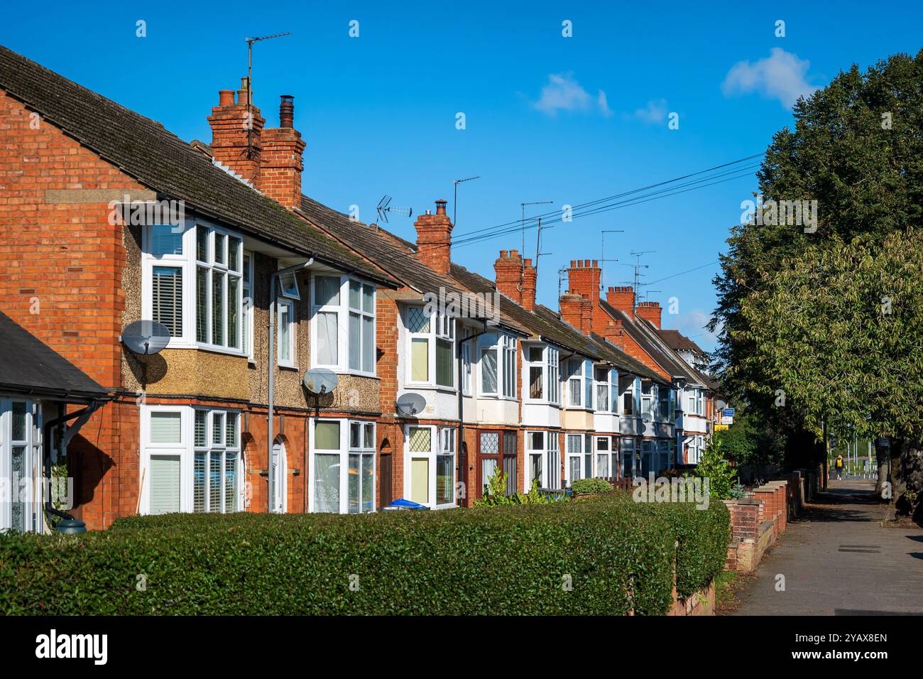 Traditional brick terraced houses in London. England Stock Photo - Alamy