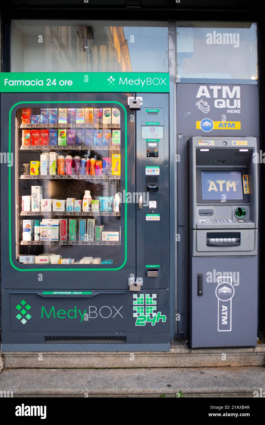 Medybox hi-res stock photography and images - Alamy