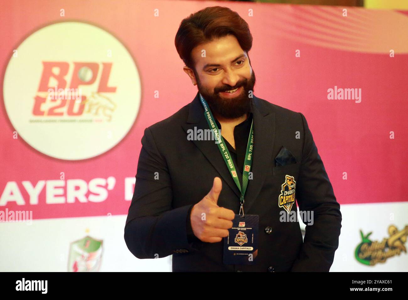 Dhaka Capitals co-owner and Bangladesh movie star Shakib Khan (M) at ...