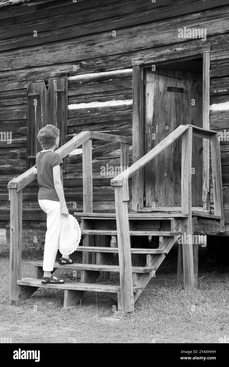 Revolutionary war activities Black and White Stock Photos & Images - Alamy