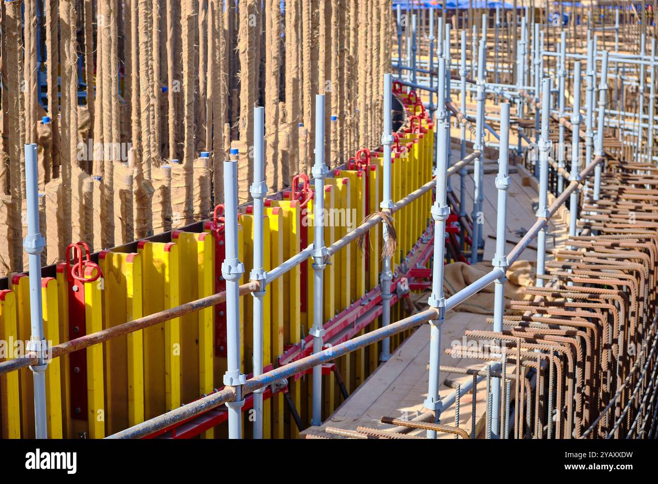 Formwork of reinforced concrete walls Stock Photo - Alamy