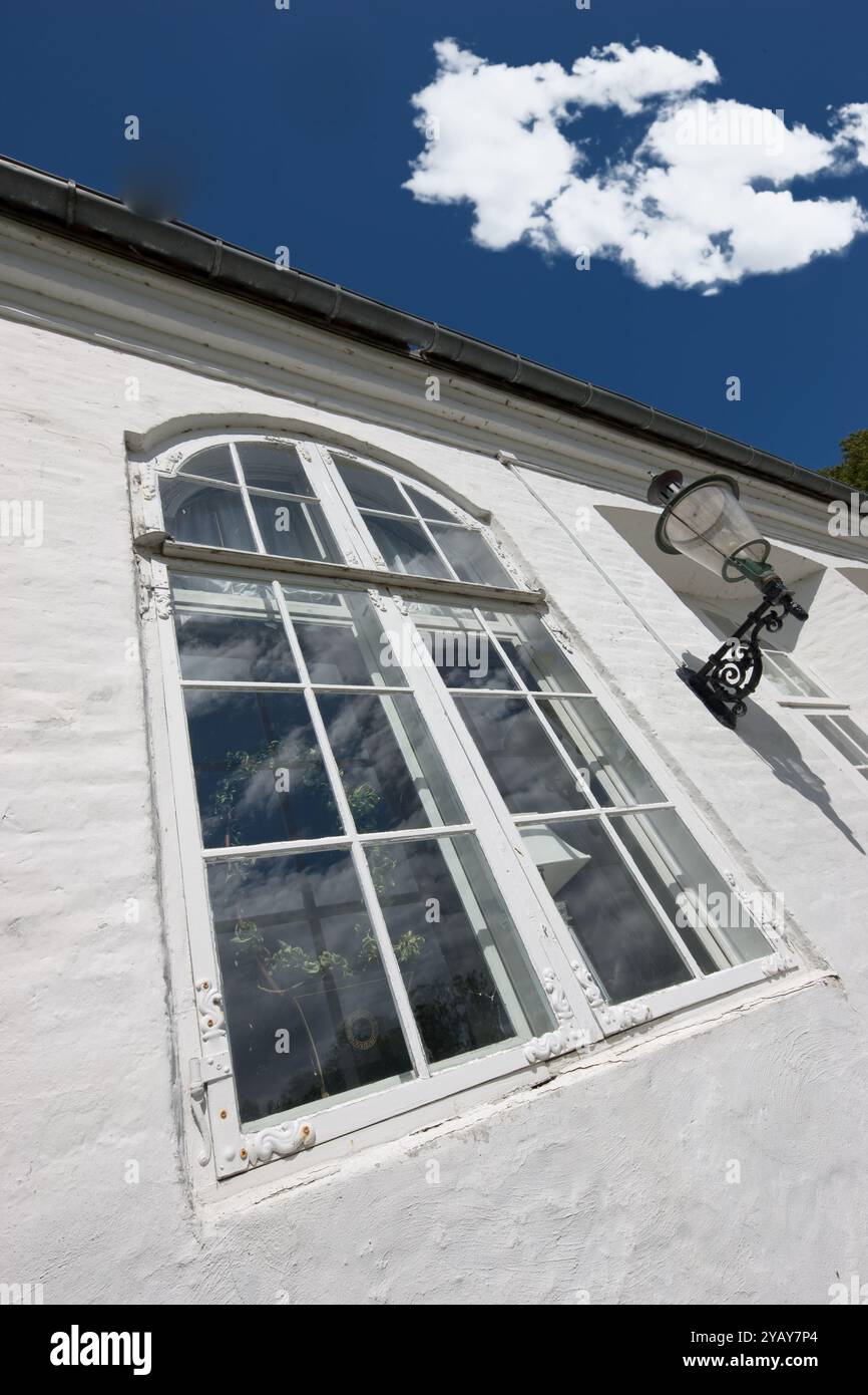 Vintage hotel building hi-res stock photography and images - Alamy