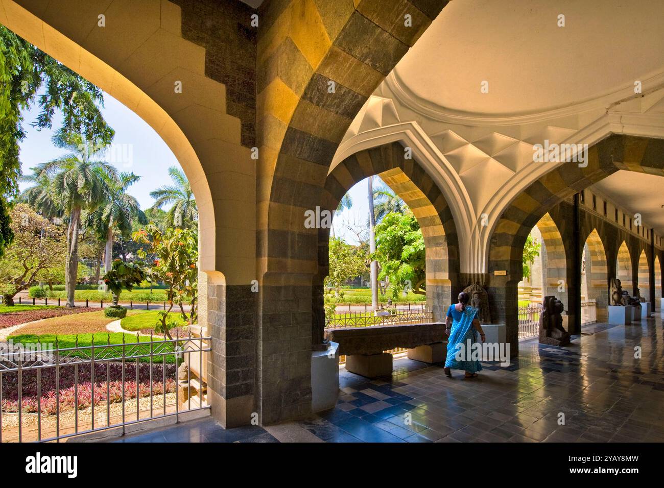 Chhtrapati Shivaji Maharaj Vastu Sangrahalaya, Prince of Wales Museum ...