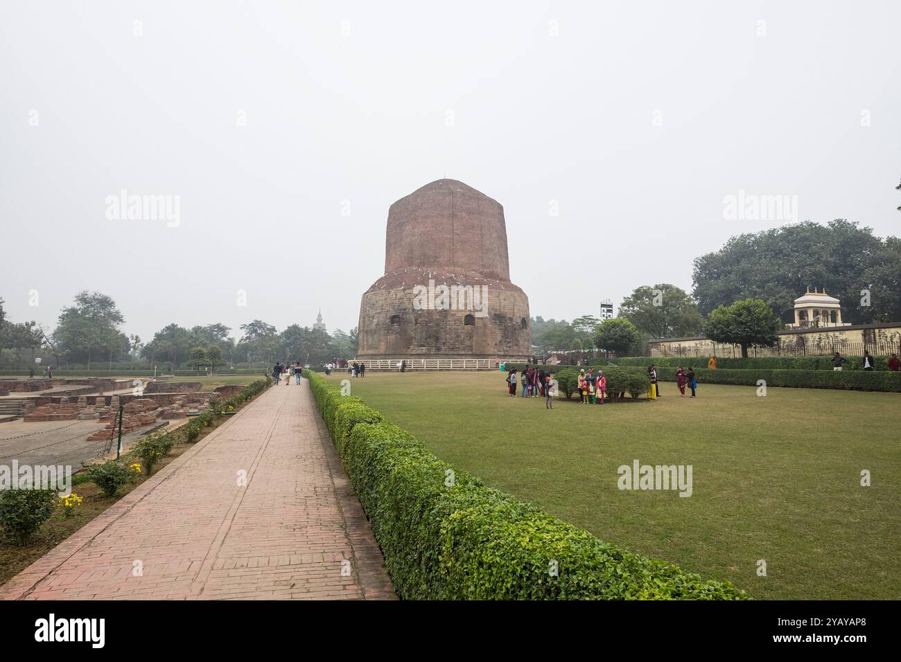 India, Varanasi, Sarnath temple, archaeological site Stock Photo - Alamy