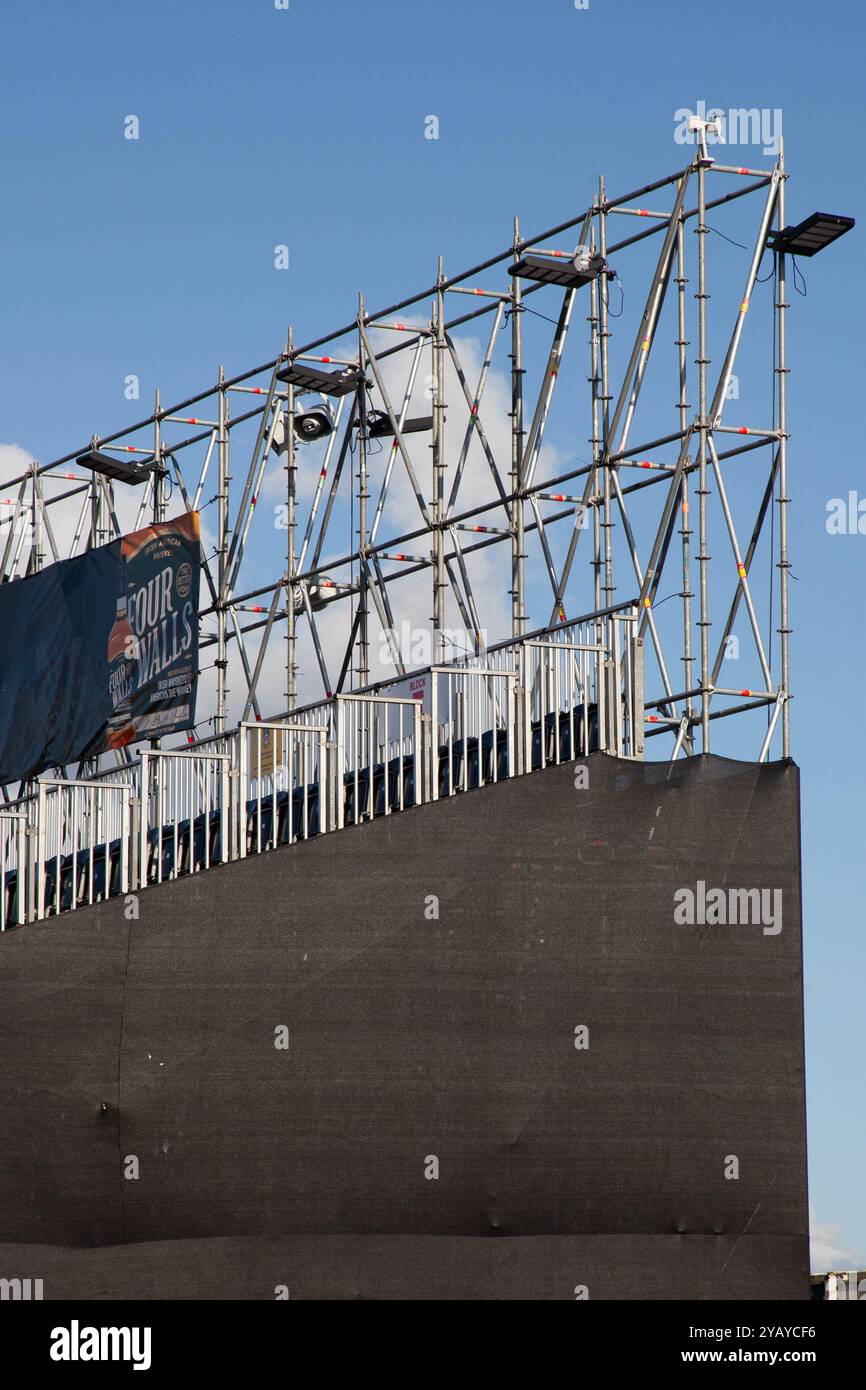 Stok cae ras stadium hi-res stock photography and images - Alamy