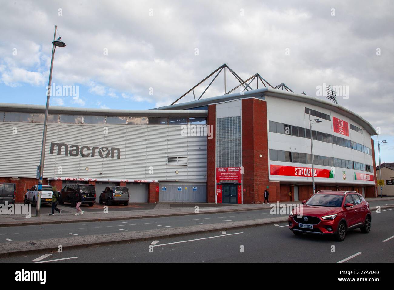 Stok cae ras stadium hi-res stock photography and images - Alamy