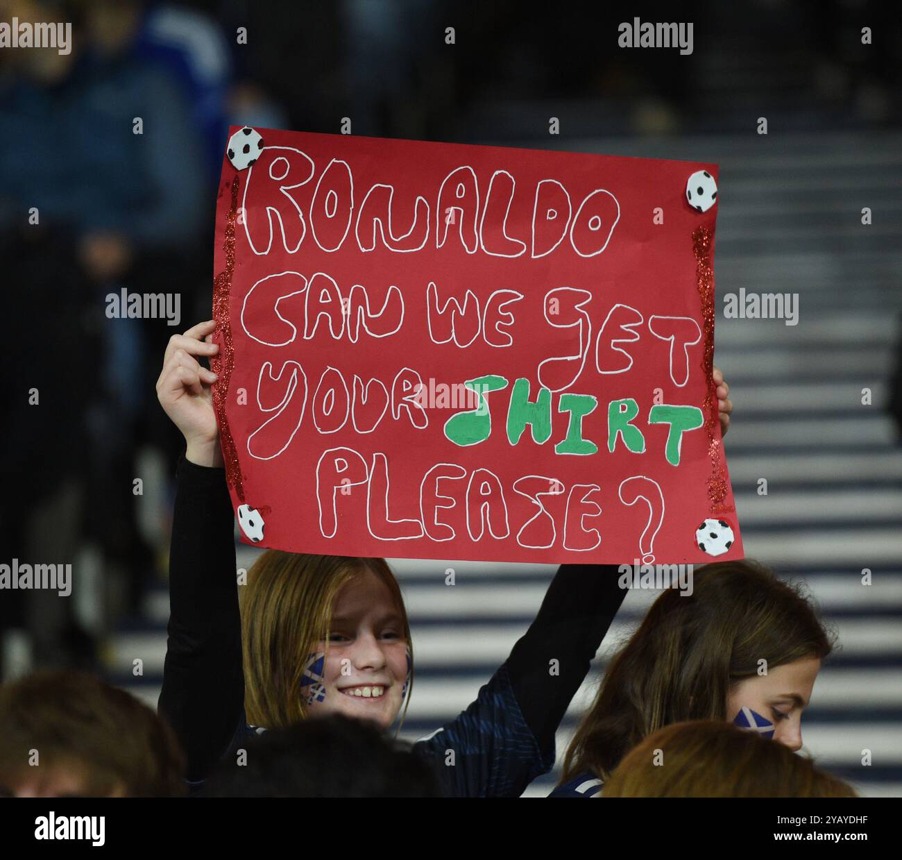 Ronaldo fan placard at hampden hi-res stock photography and images - Alamy