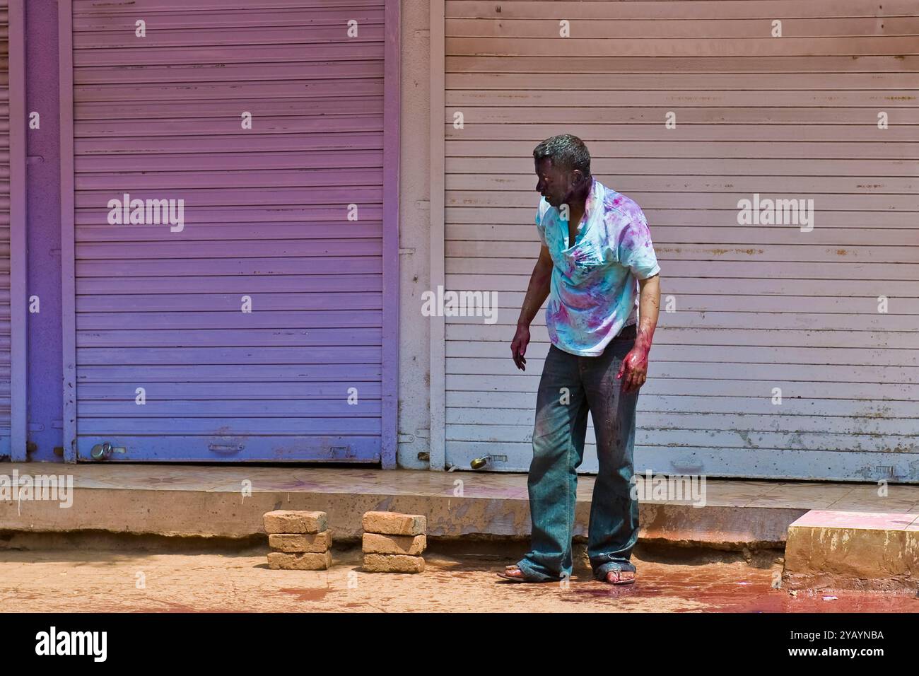 Colors of mumbai hi-res stock photography and images - Alamy