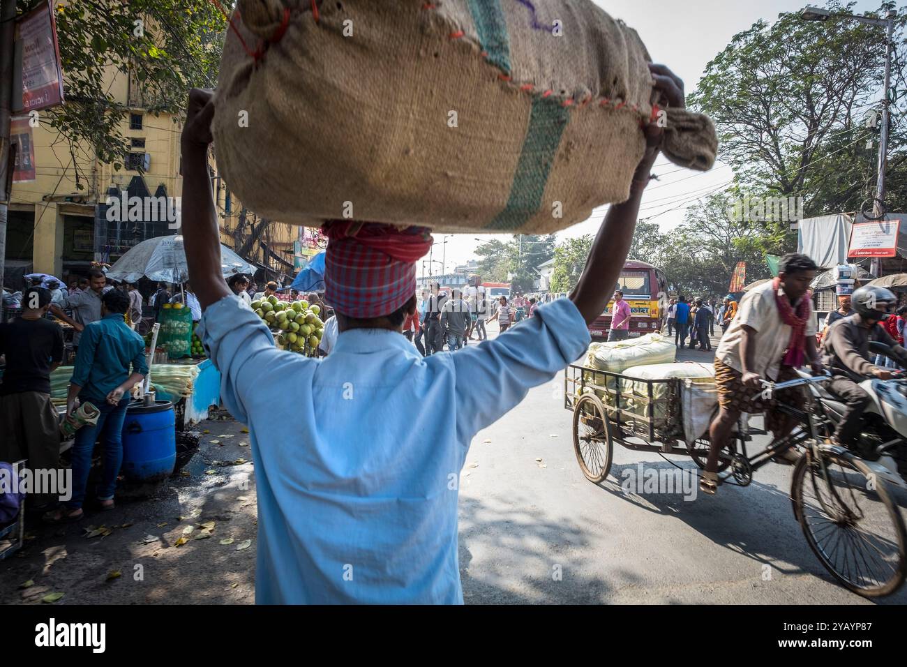 India, West Bengal, Kolkata, daily life Stock Photo - Alamy