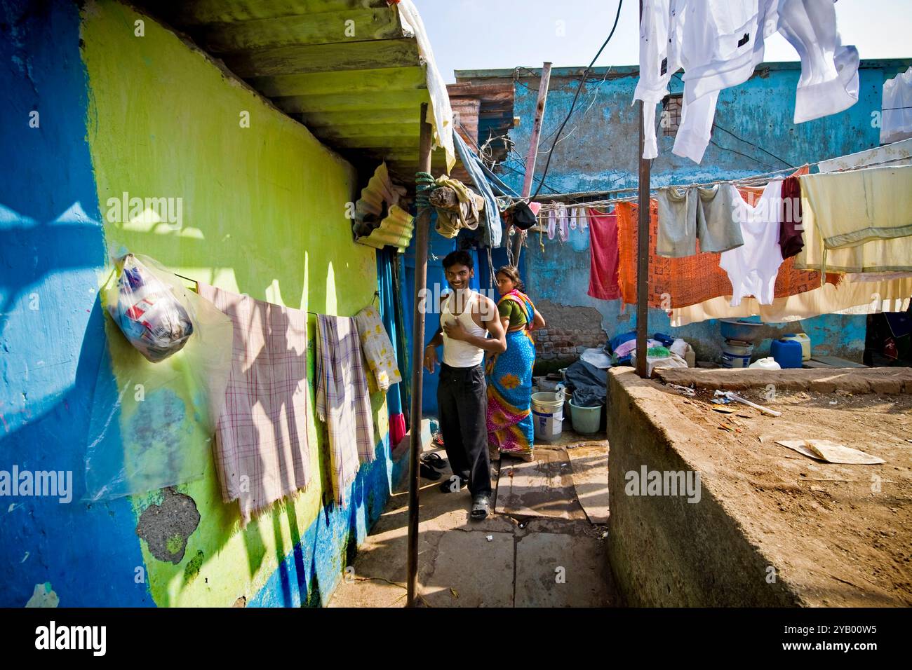 Daily life, Slum near Colaba area, Mumbai, India Stock Photo - Alamy