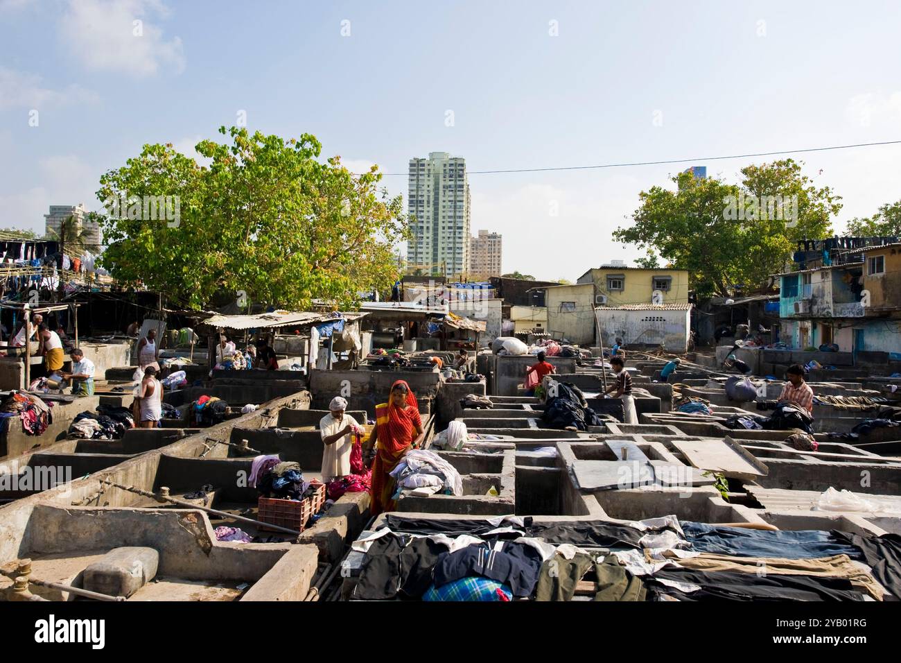 Laundry in Slum near Colaba area, Mumbai, India Stock Photo - Alamy