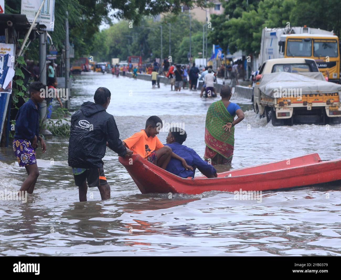 Rain & Flood The unprecedented rain in Chennai and outskirts due to Northeast monsoon arrives ...
