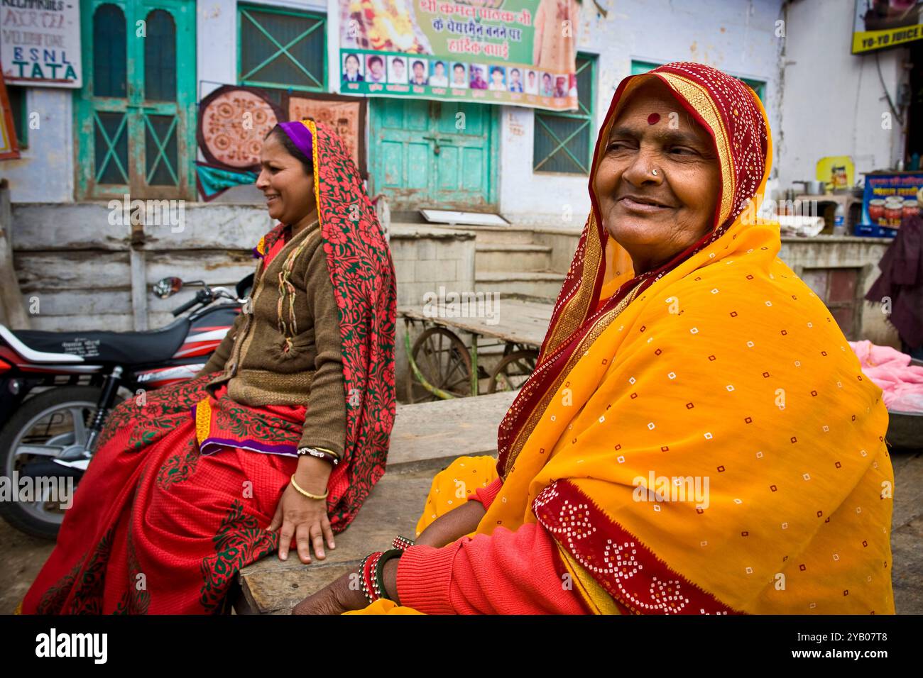 India, Rajasthan, Pushkar, daily life, women Stock Photo - Alamy