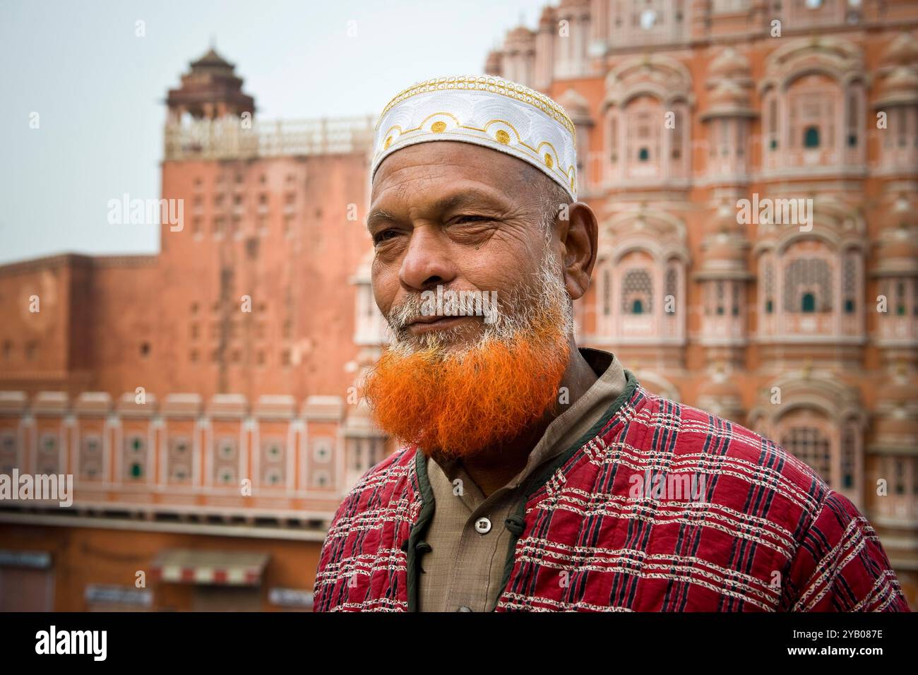 India, Rajasthan, Jaipur, Hawa Mahal, Palace of winds, portrait Stock ...