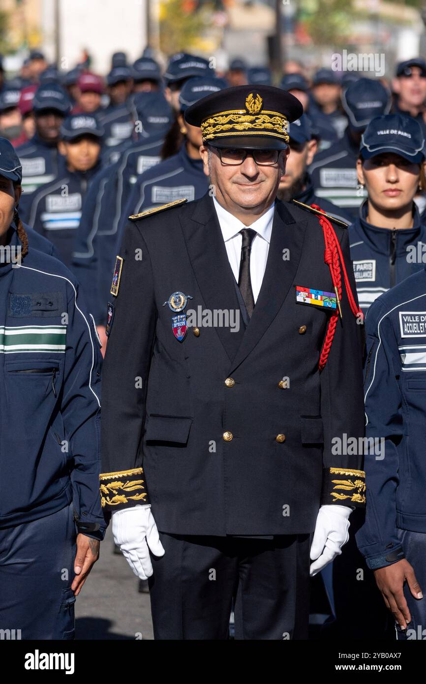 Paris, France. 16th Oct, 2024. Group photo with many municipal police ...