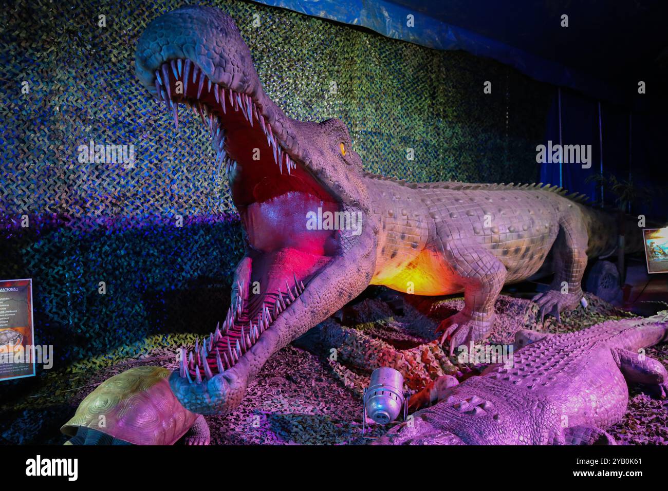 “World of Dinosaurs” exhibition in Provence, France Stock Photo - Alamy