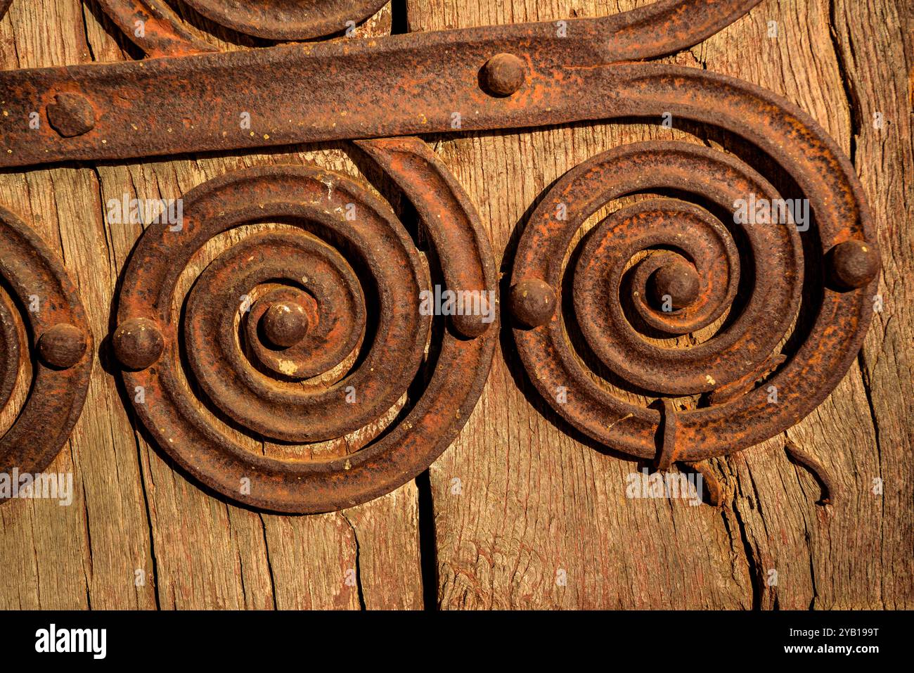 Detail of the door of the church of Santa Coloma de Cabanelles (Alt ...