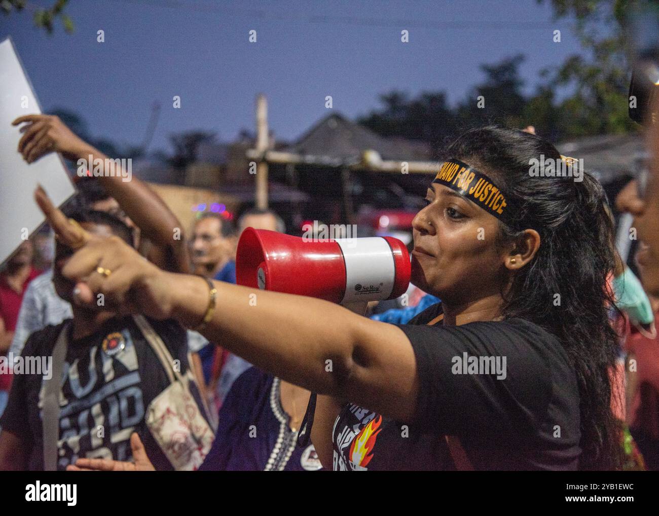 Kolkata, India. 16th Oct, 2024. Kolkata witnessed unprecedented never ...