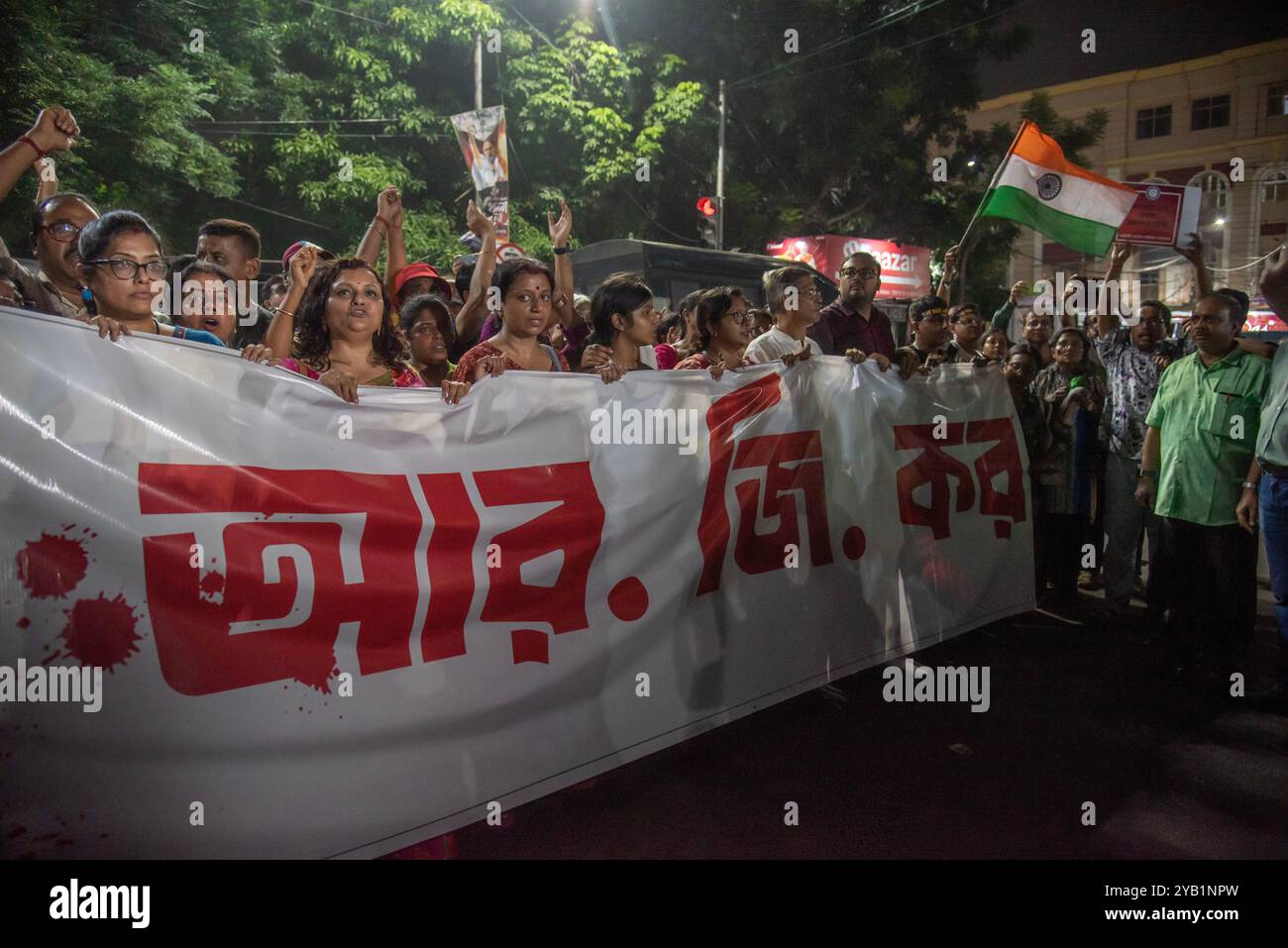 Kolkata, West Bengal, India. 16th Oct, 2024. Kolkata witnessed ...