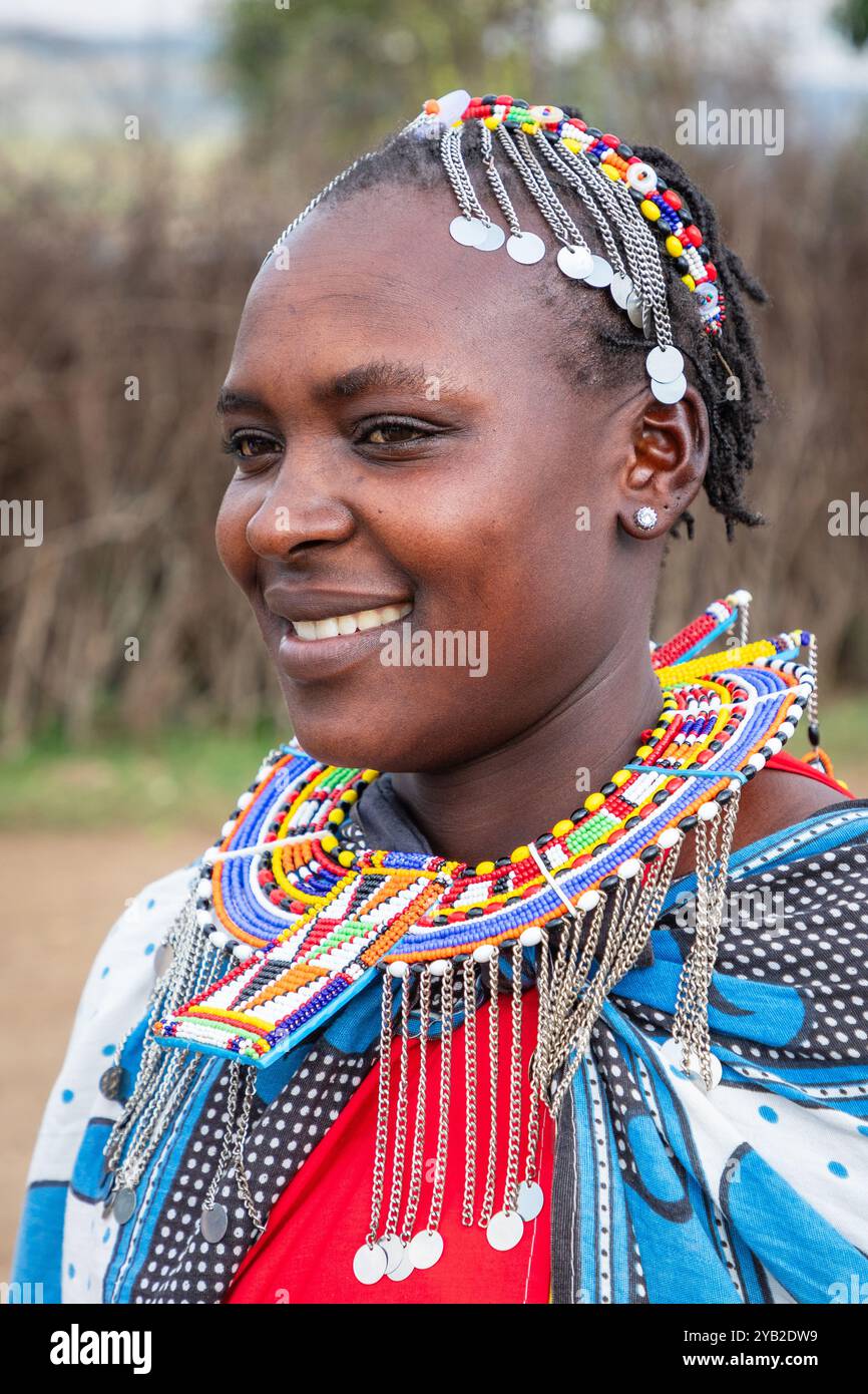 Kenya traditional clothing hi-res stock photography and images - Alamy