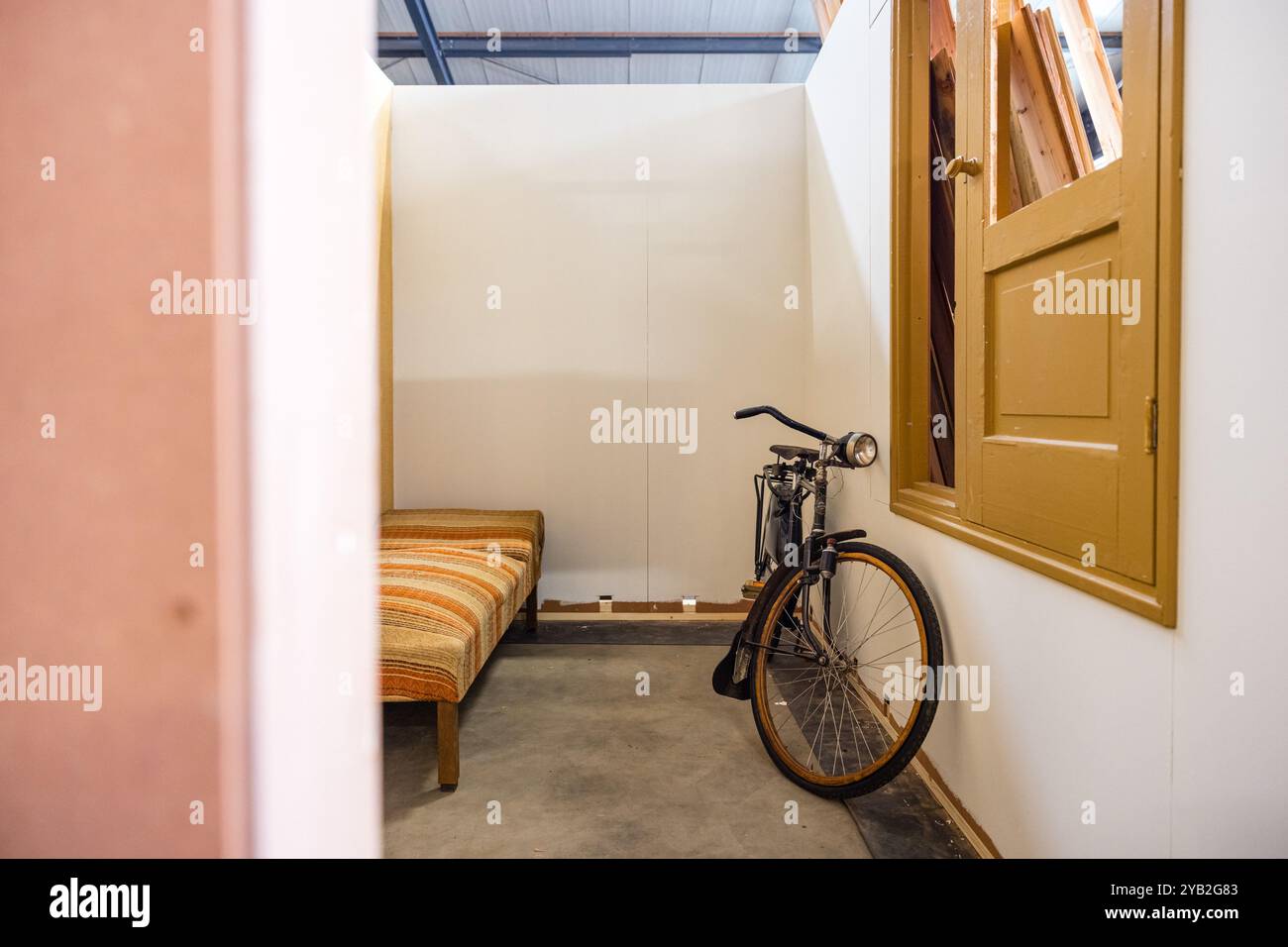 The secret annex anne frank hi-res stock photography and images - Alamy