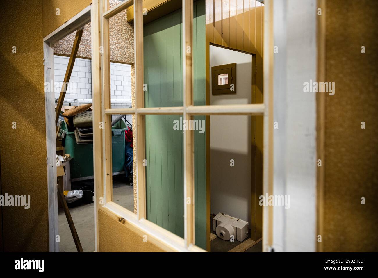 ERP - An under construction replica of the Secret Annex. The house in ...