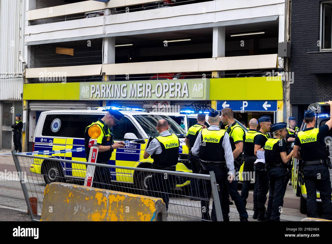 Antwerp, Belgium. 16th Oct, 2024. Lots of police forces and a security ...