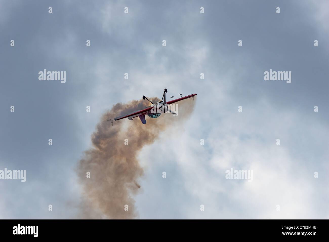 Sukhoi Su-29 aerobatic aircraft - dynamic display at Air Show Kosice ...