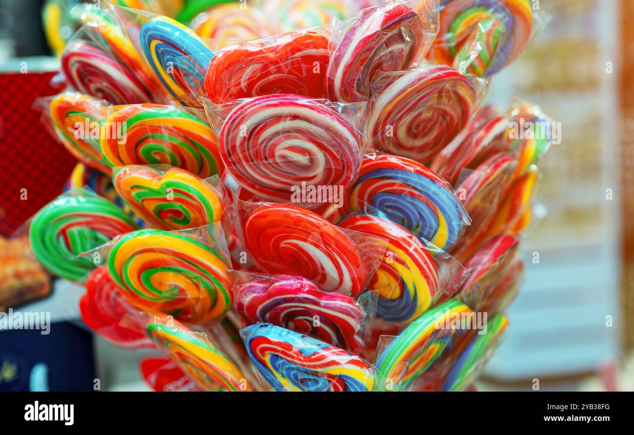 Candy store lollipops hi-res stock photography and images - Alamy