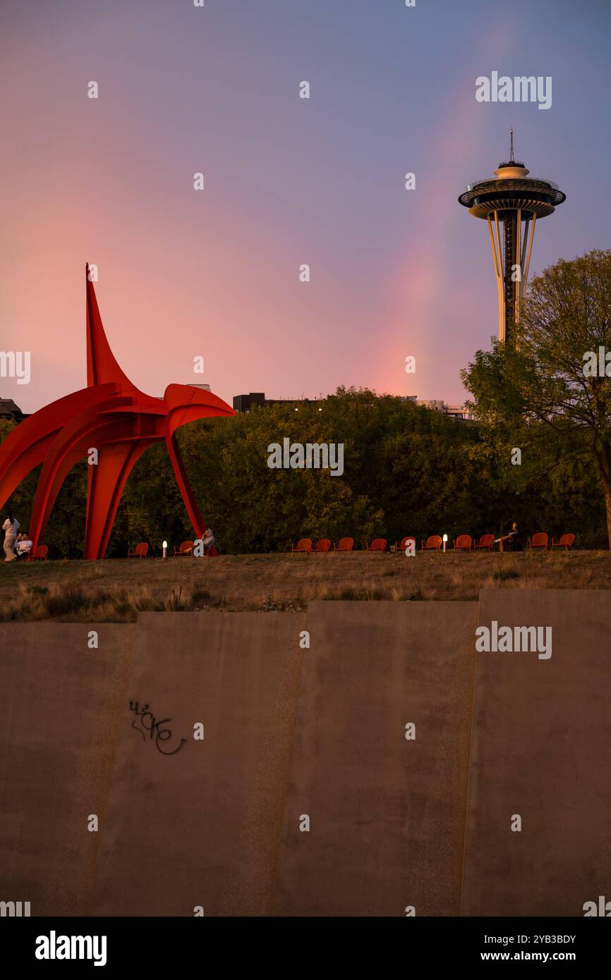 Seattle, USA. 1 Nov, 2023. Seattle rainbow over the space needle from ...