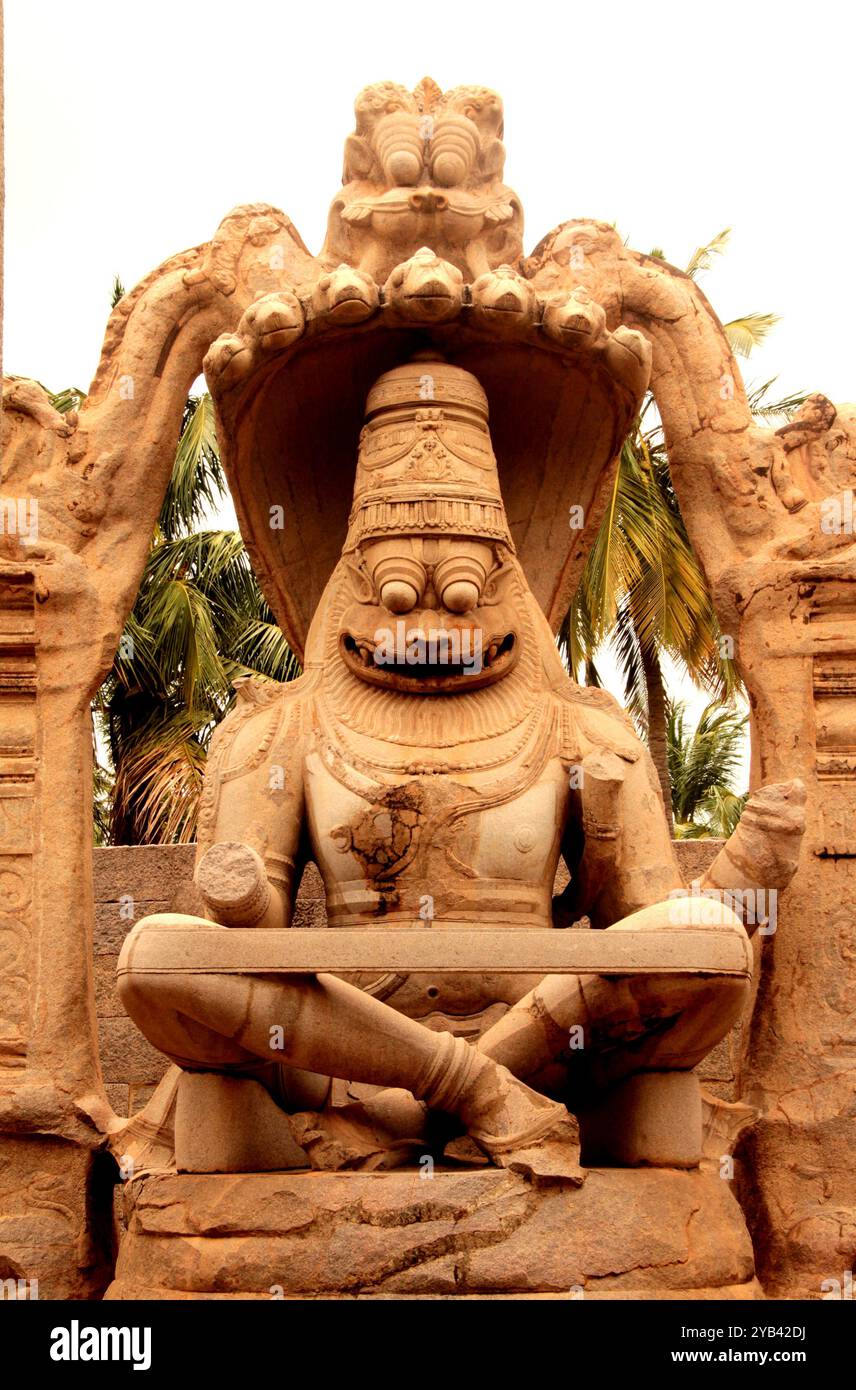 Halflion hi-res stock photography and images - Alamy