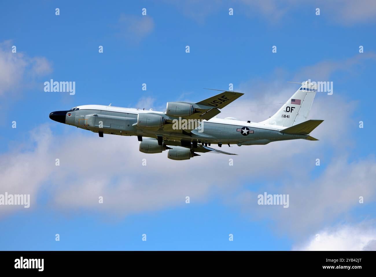 A US Air Force Boeing RC-135V Rivet Joint, 64-14841- OF, 55th Wing ...