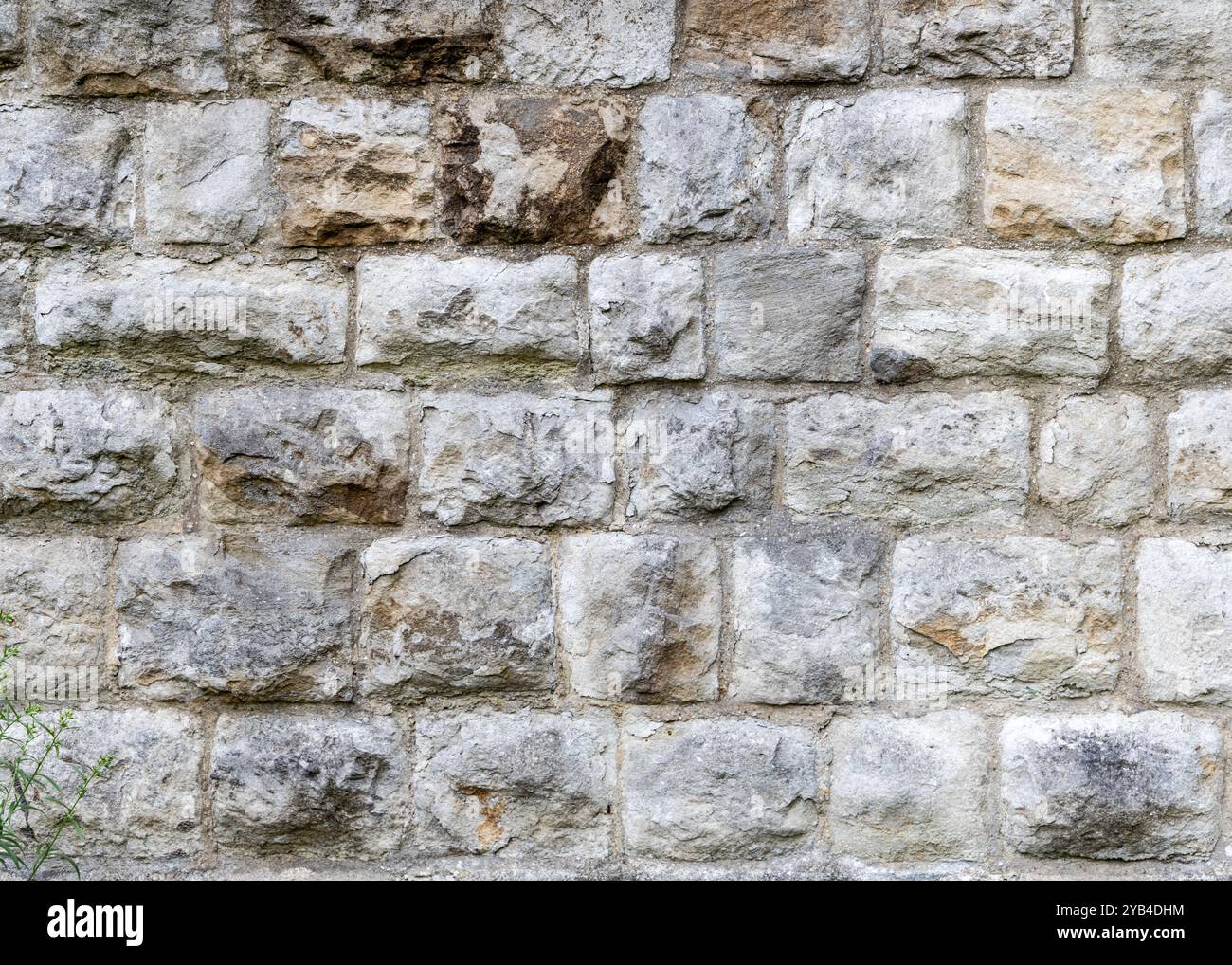 Stone wall square blocks hi-res stock photography and images - Alamy