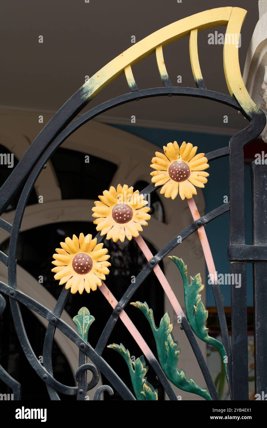 Museum arte nova hi-res stock photography and images - Alamy