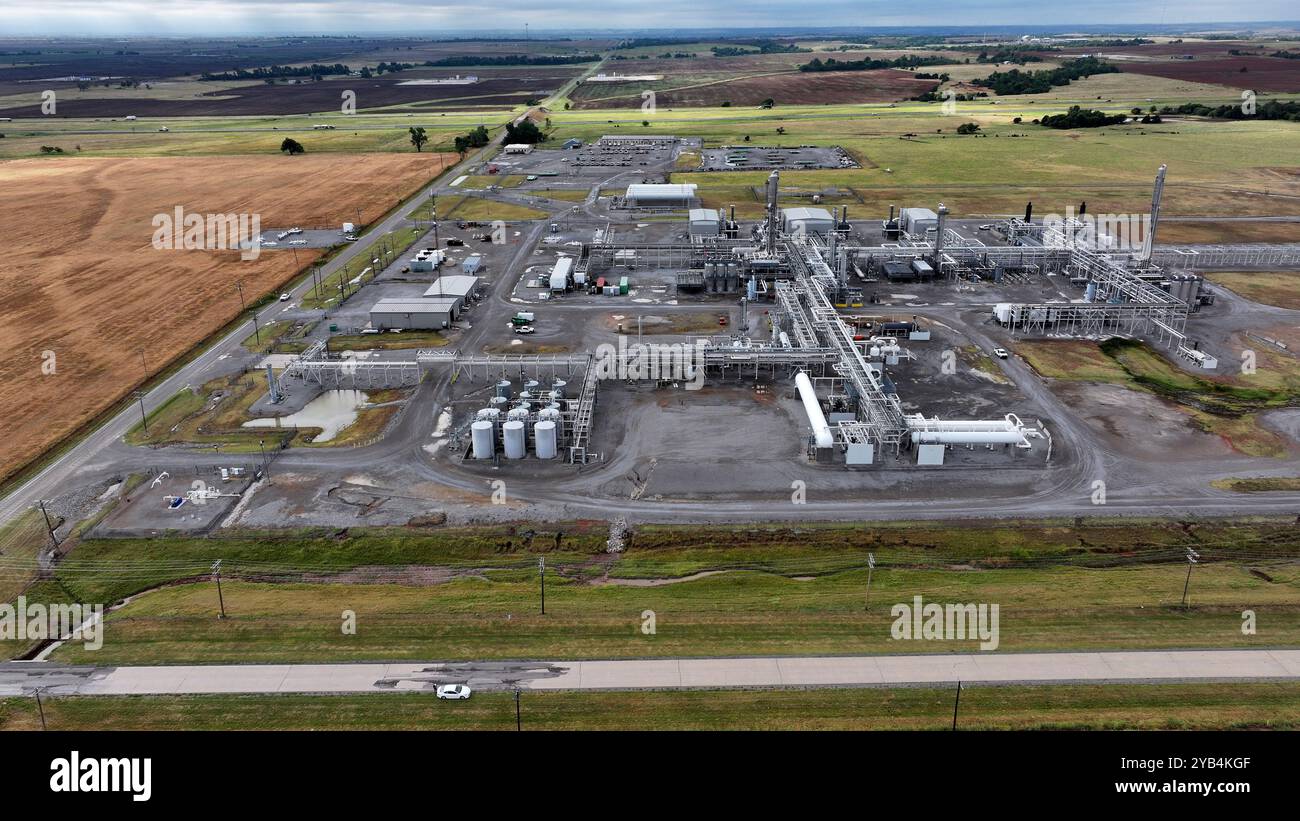 Aerial view of a Natural Gas Cryogenic processing plant in Oklahoma ...