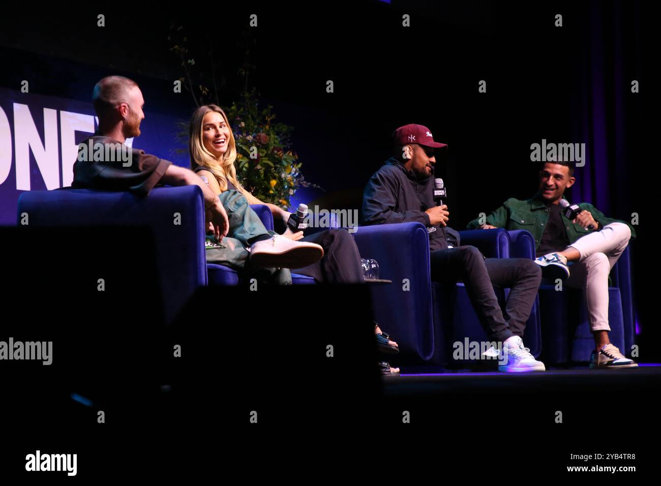 Court of session horse hi-res stock photography and images - Alamy