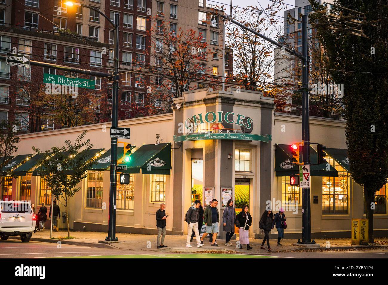 The Yaletown neighbourhood in downtown Vancouver at dusk. Vancouver BC ...