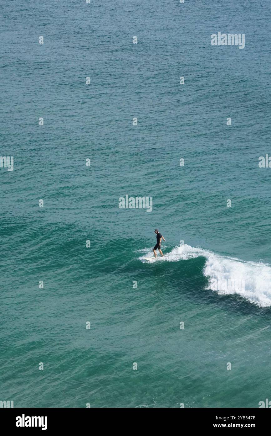 Party tricks & party waves Stock Photo - Alamy