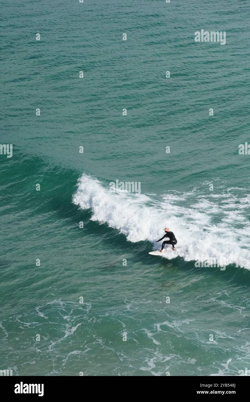 Party tricks & party waves Stock Photo - Alamy