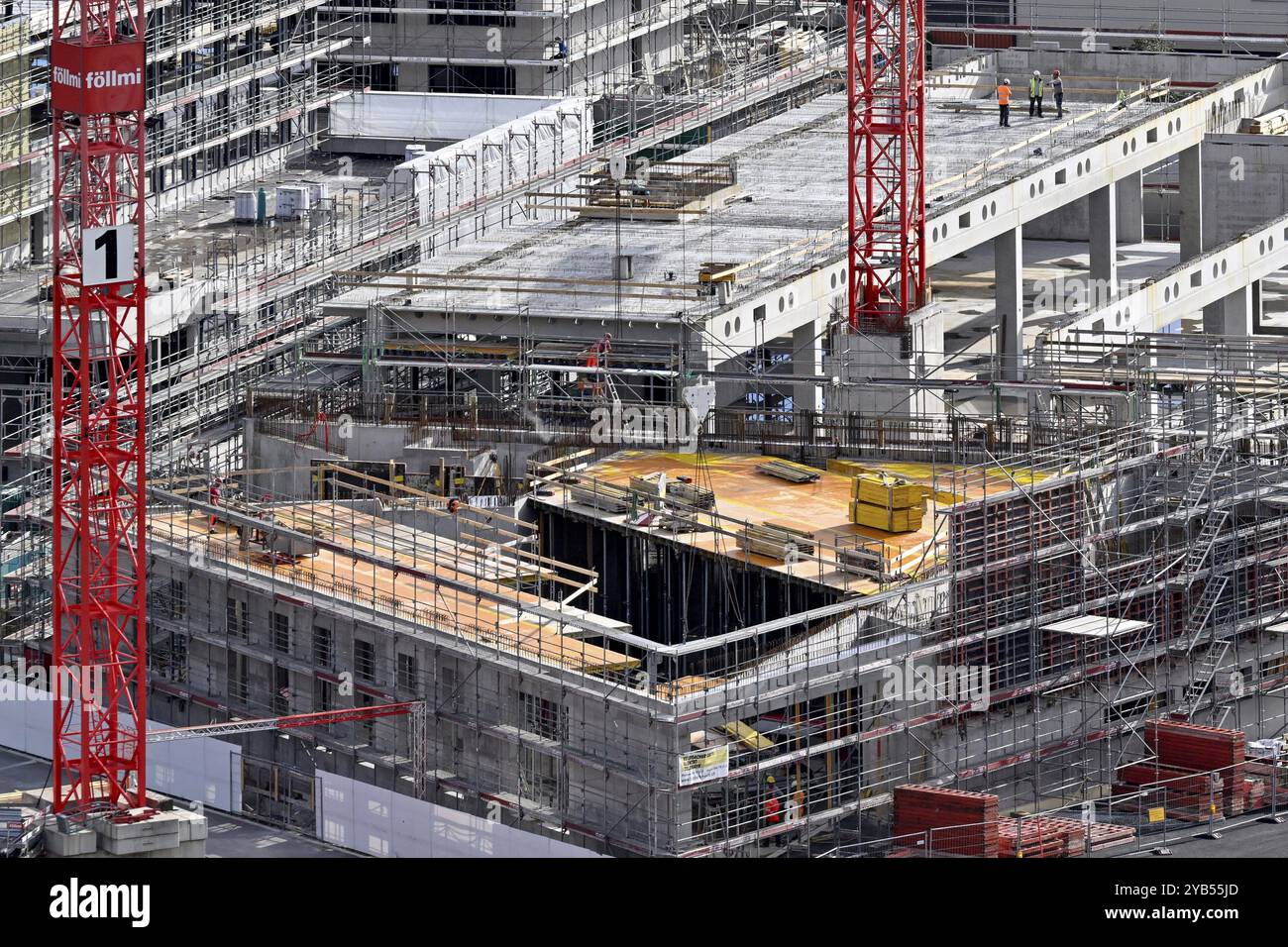 Large construction site Stock Photo - Alamy