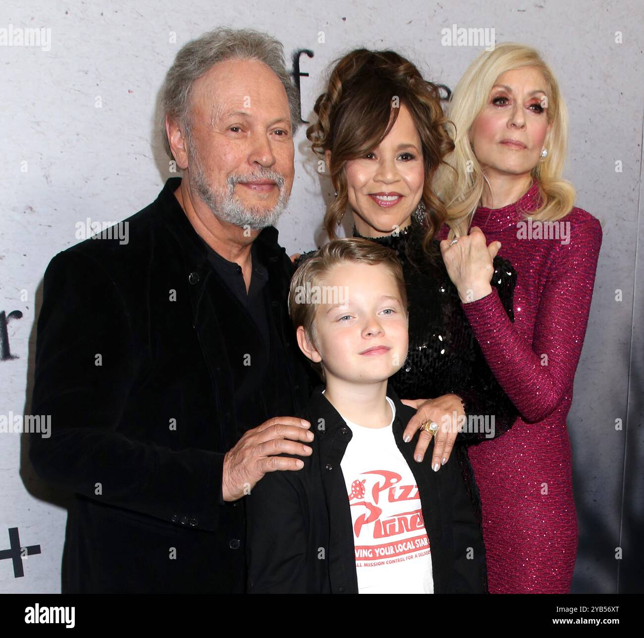 Judith light billy crystal hi-res stock photography and images - Alamy